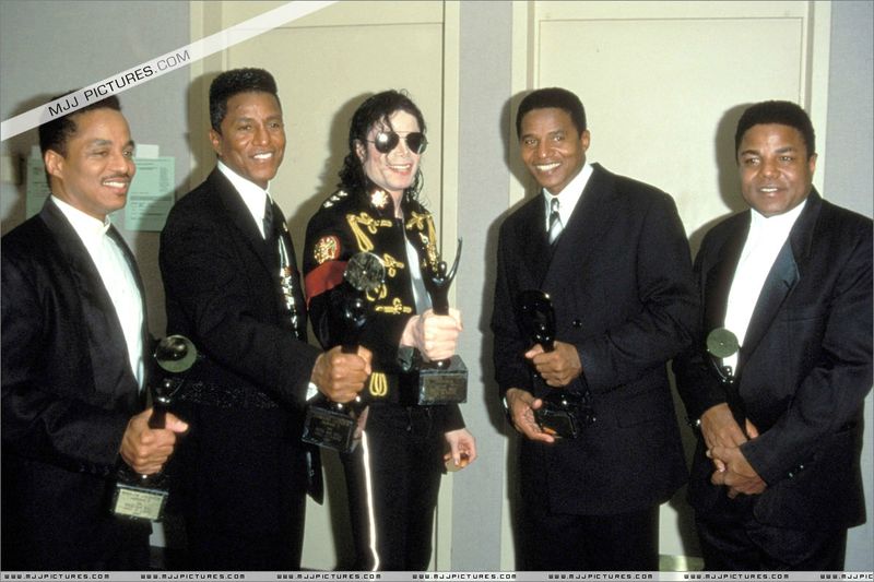 Remember: The Jackson 5 sont intronisés au Rock and Roll Hall of Fame ...